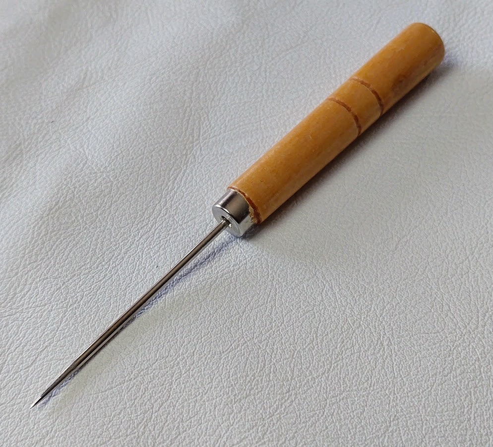 Scratch Awl with wooden handle – Maker's Leather Supply Australia